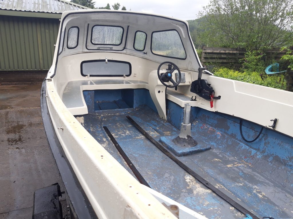 Orkney Strikeliner 16 refit red hull. - Arran Boats